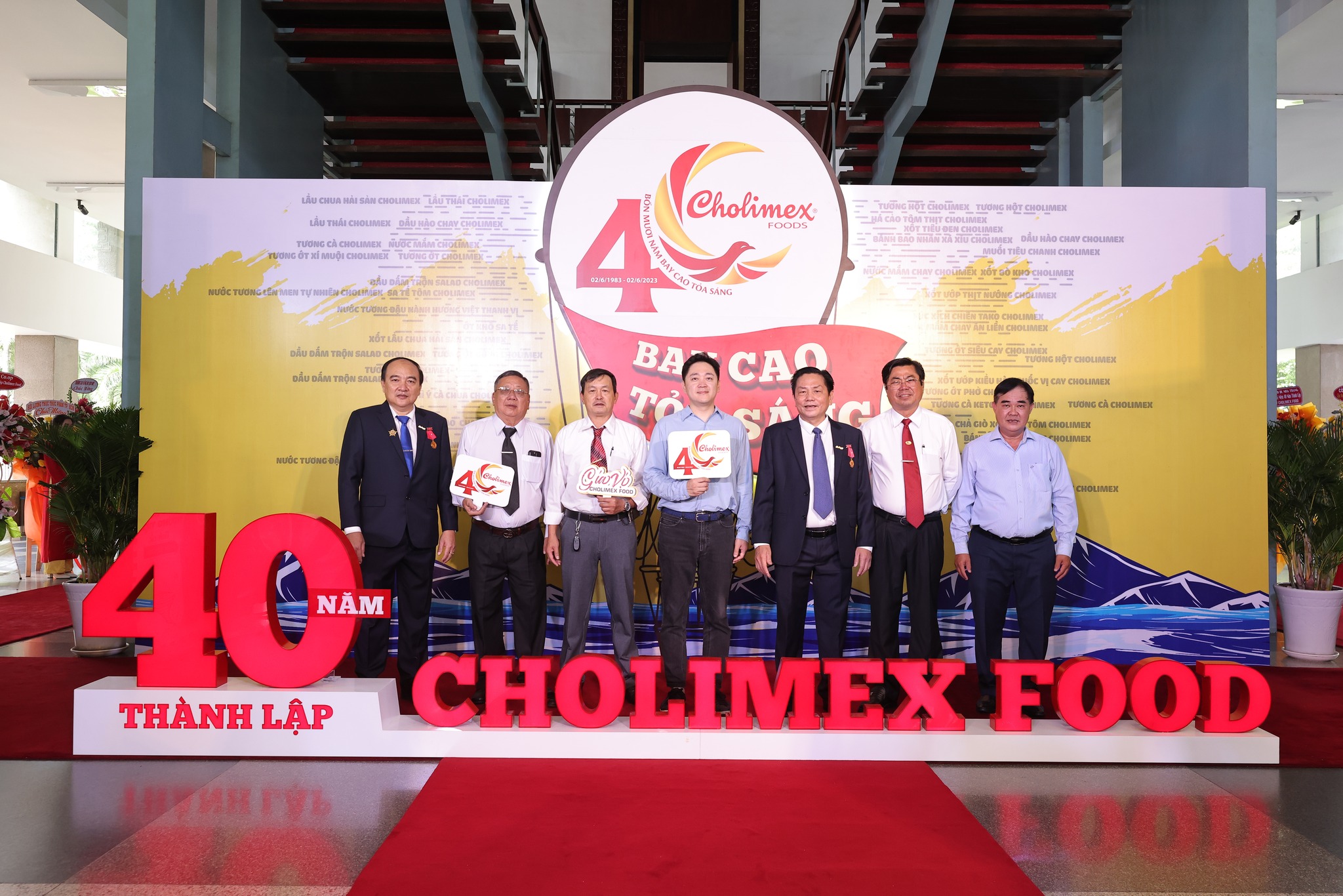 Cholimex Food - “BAY CAO TỎA SÁNG” - HÀNH TRÌNH 40 NĂM GIỮ VỮNG PHONG ...