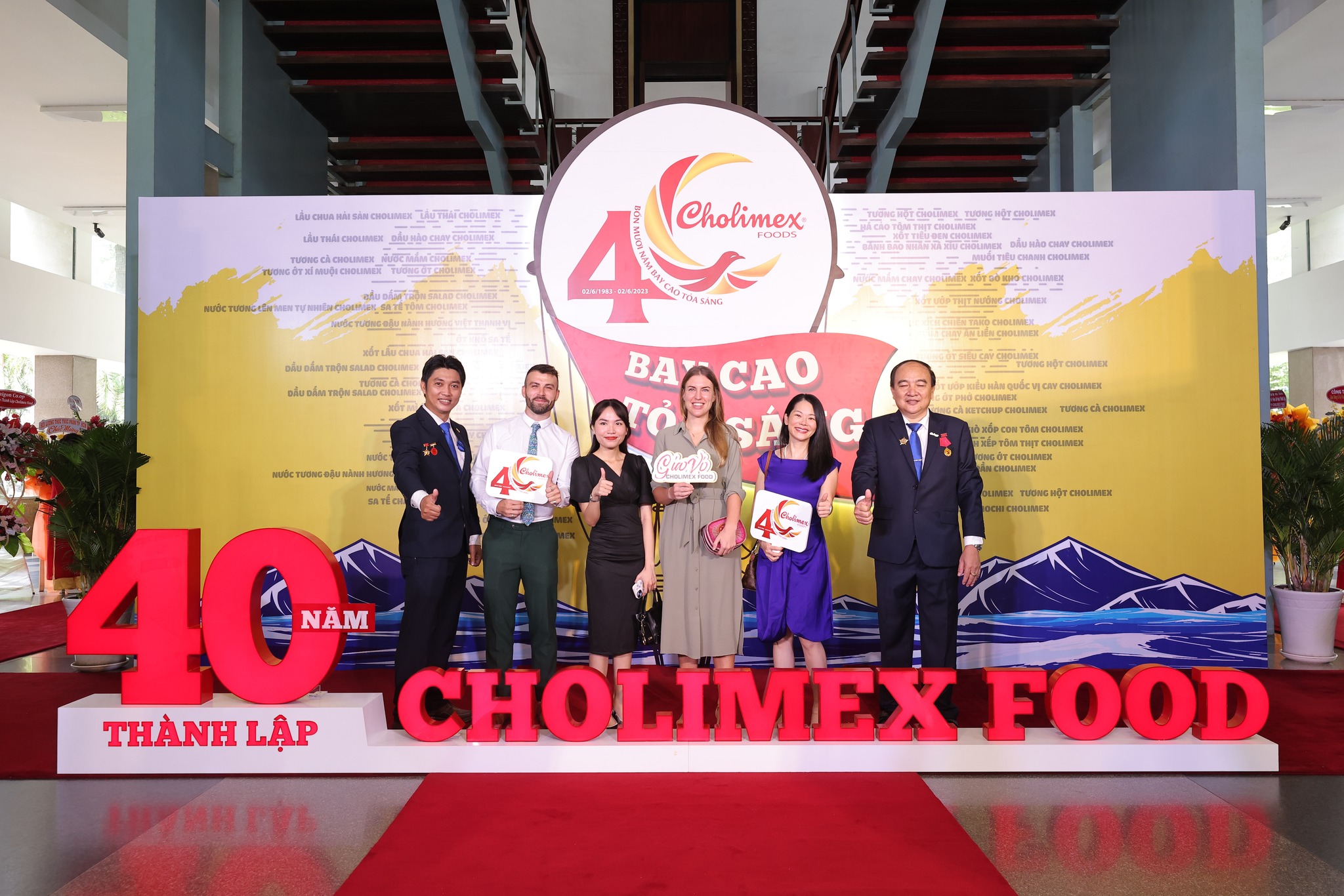 Cholimex Food - “BAY CAO TỎA SÁNG” - HÀNH TRÌNH 40 NĂM GIỮ VỮNG PHONG ...